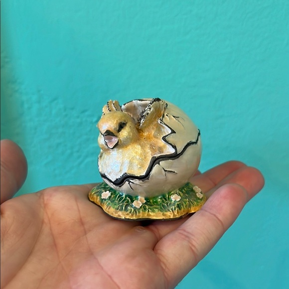Accents | Hatching Yellow Chick Trinket Box | Poshmark